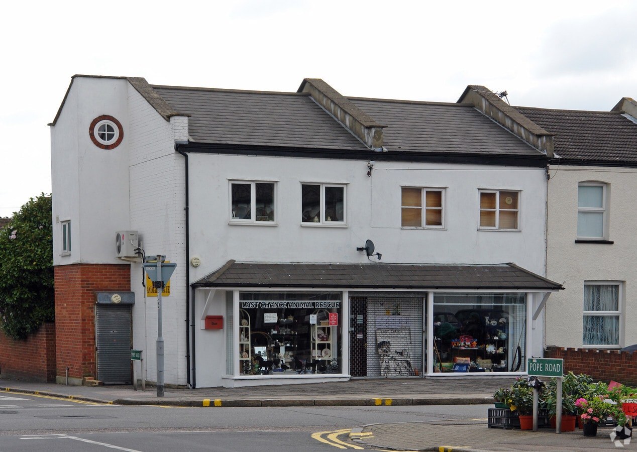 69 Chatterton Rd, Bromley, BR2 9QQ - Retail for Lease | LoopNet