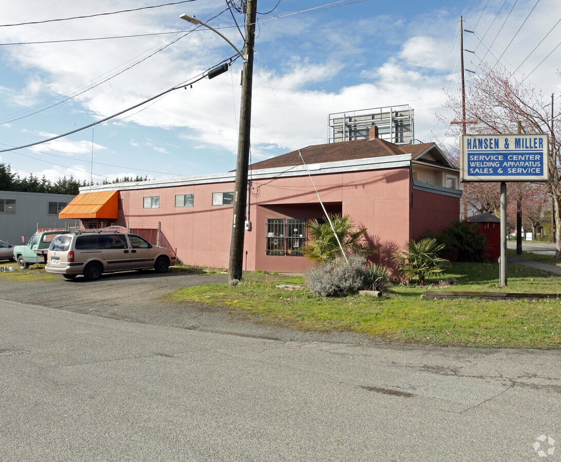 4101 Leary Way NW, Seattle, WA 98107 | LoopNet