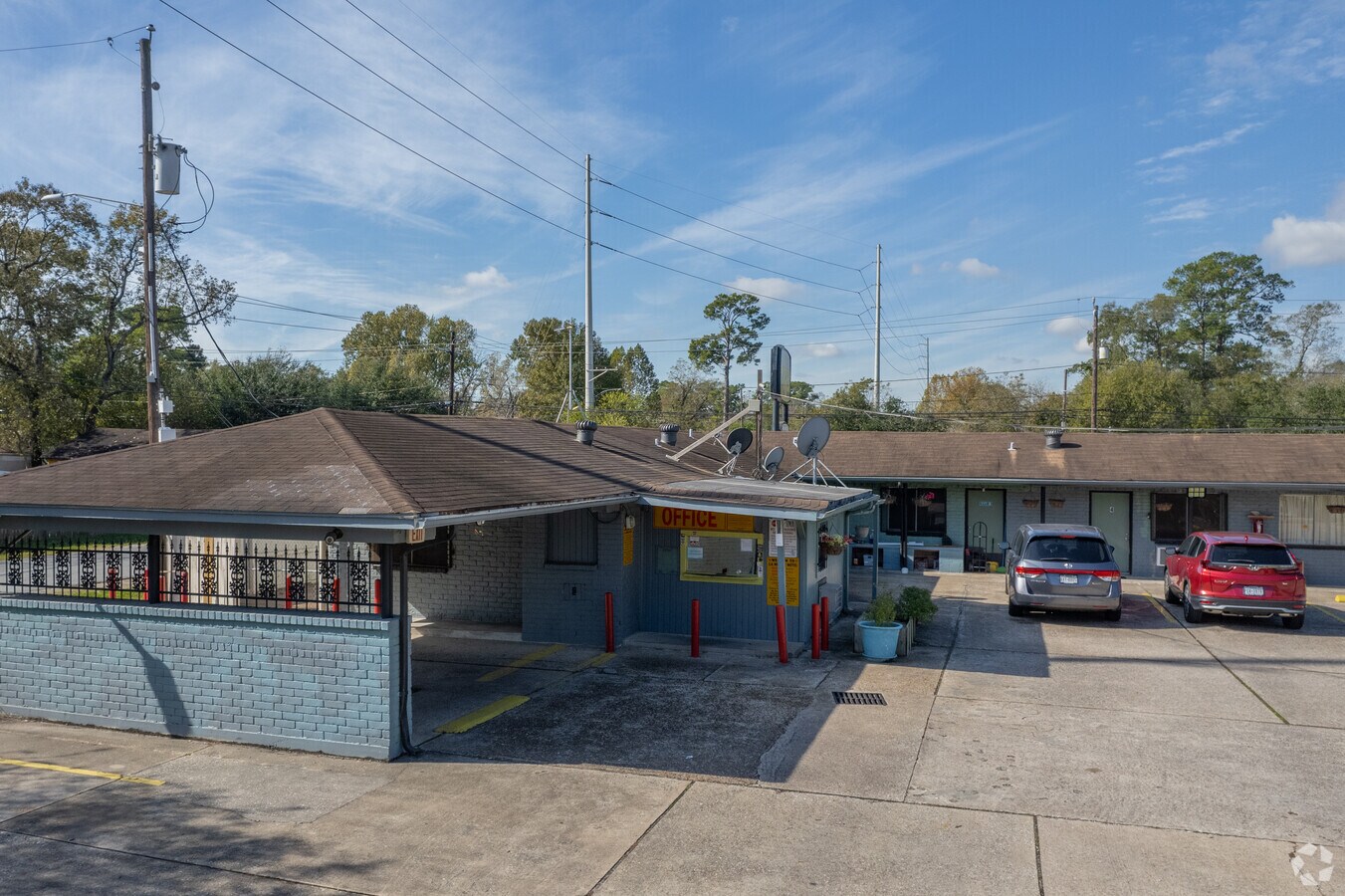 9202 Homestead Rd, Houston, TX 77016 - Orbit INN | LoopNet