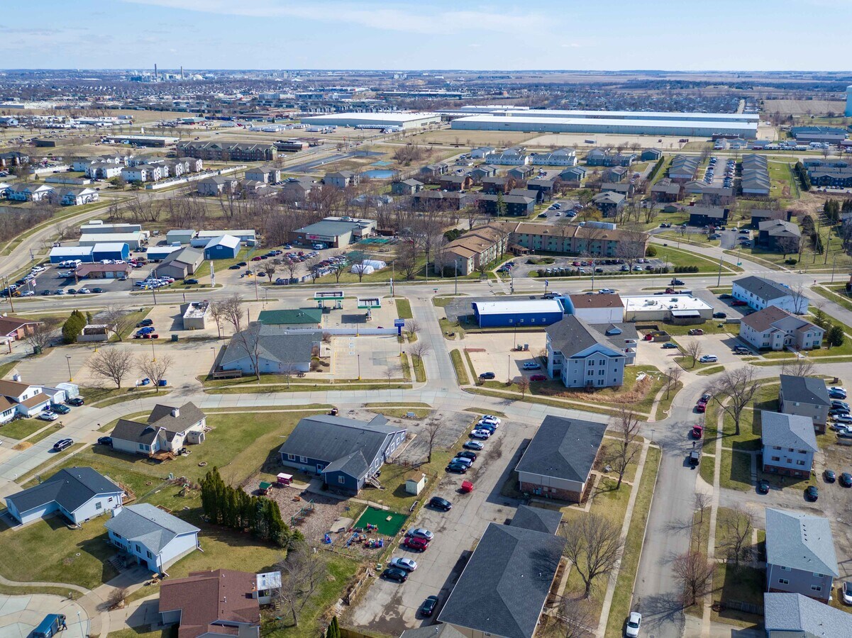 129 Harbet Ave NW, Cedar Rapids, IA 52405 | LoopNet