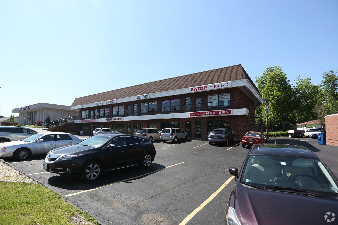 11714-11736 Manchester Rd, Saint Louis, MO 63131 | LoopNet