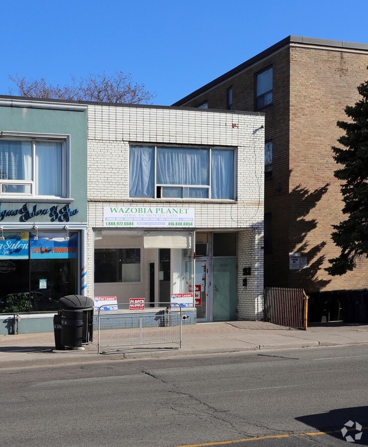 1502 Eglinton Ave, Toronto, ON M6E 2G5 | LoopNet