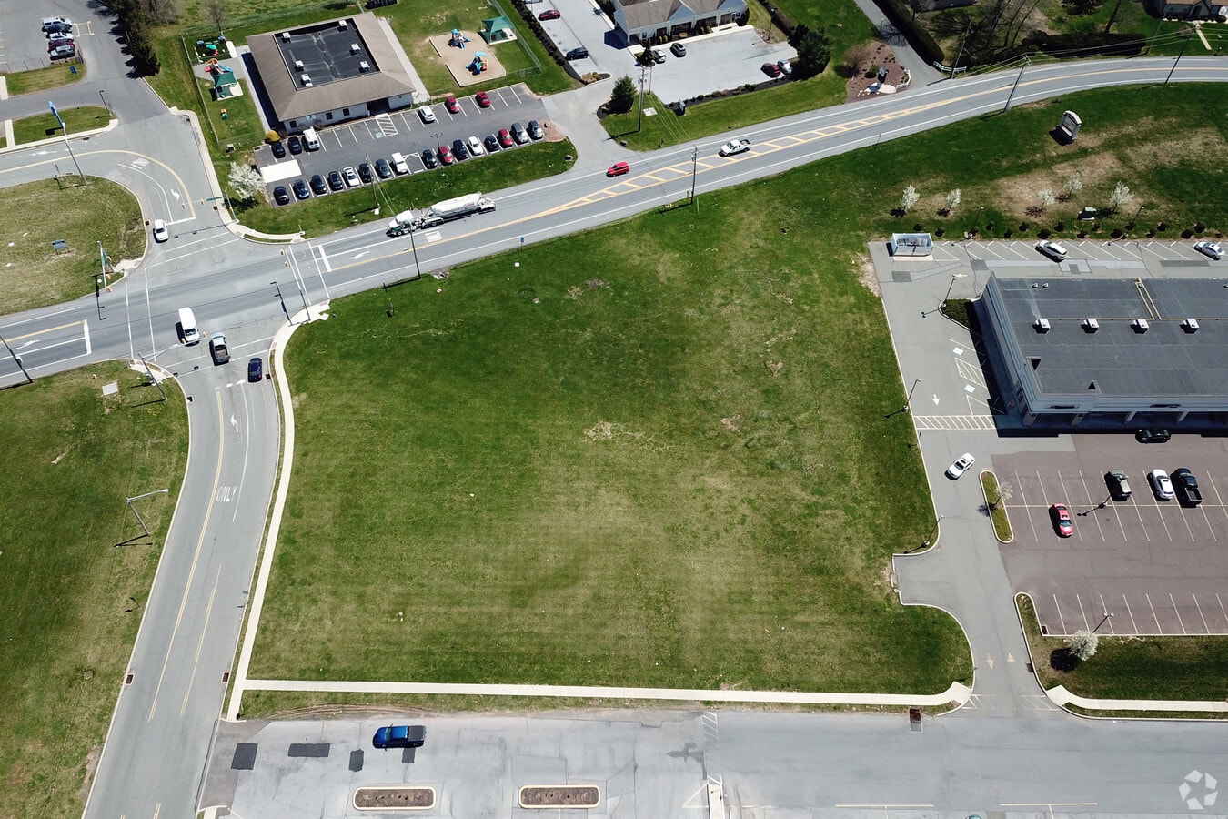 Route 662 & West Postal Rd, Douglassville, PA 19518 | LoopNet