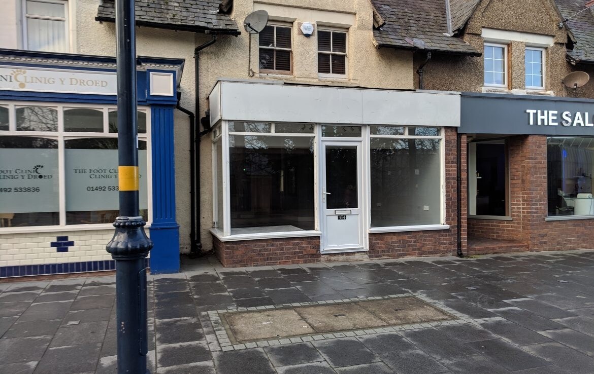 34 Sea View Rd, Colwyn Bay, LL29 8DG | LoopNet