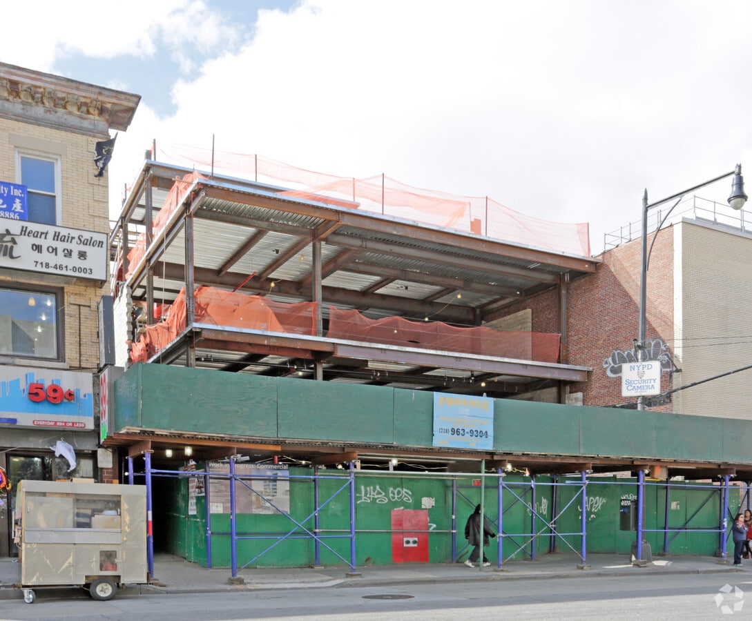 136-66-136-68 Roosevelt Ave, Flushing, NY 11354 | LoopNet