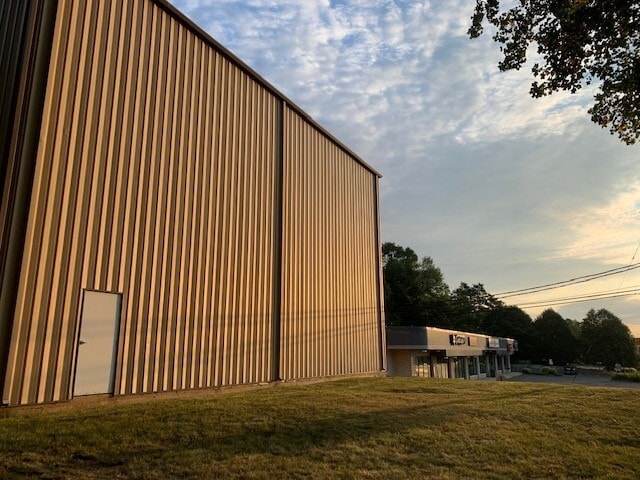 24 US Highway 22, Green Brook, NJ 08812 | LoopNet