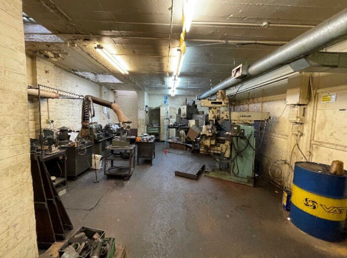 Spring Bank, Worcester, WR3 8TJ - Blackpole Trading Estate West | LoopNet