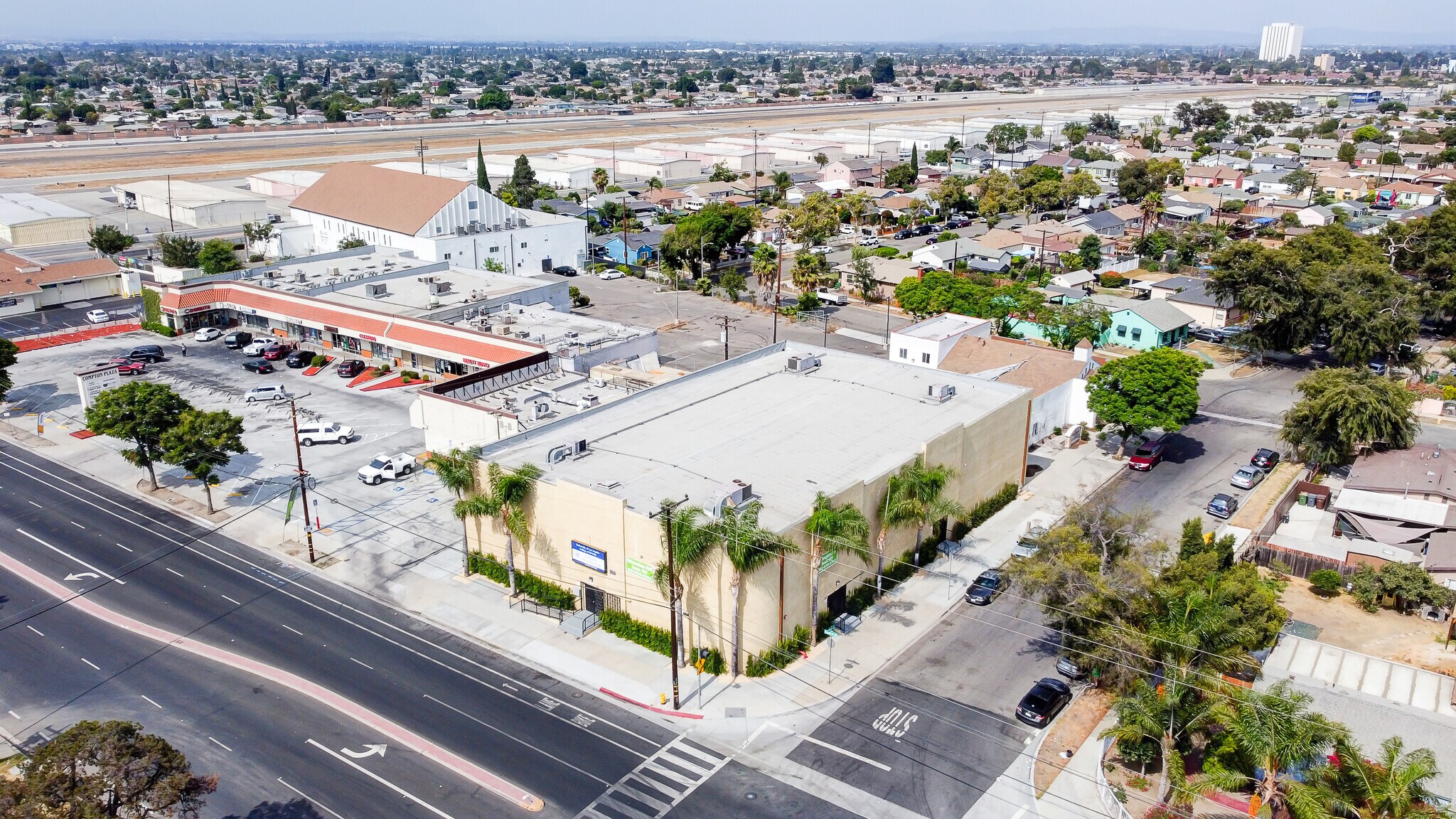 950 S Central Ave, Compton, CA 90220 - Specialty for Sale | LoopNet