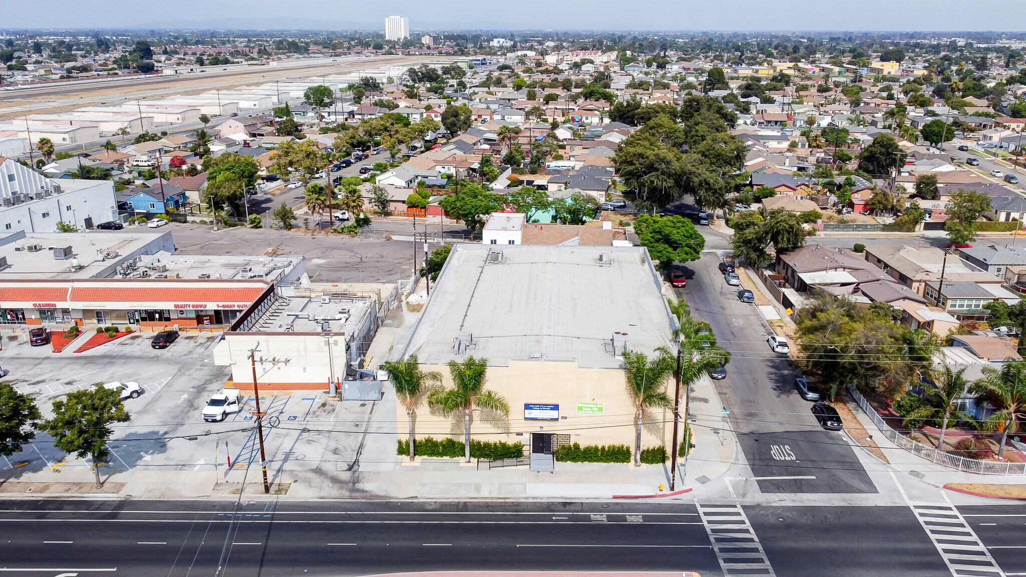 950 S Central Ave, Compton, CA 90220 - Specialty for Sale | LoopNet