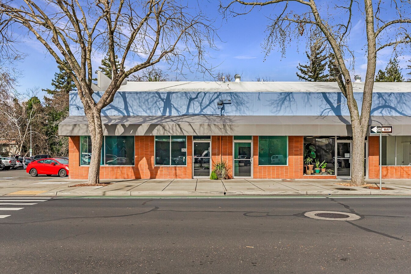 250 E 1st St, Chico, CA 95928 | LoopNet