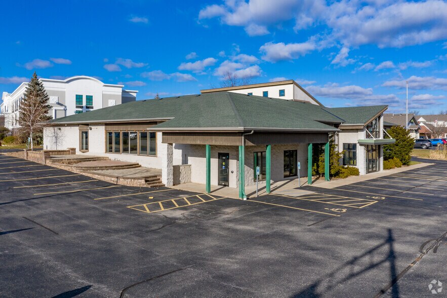 200 N Mall Dr, Appleton, WI 54913 - 200 N Mall Drive | LoopNet