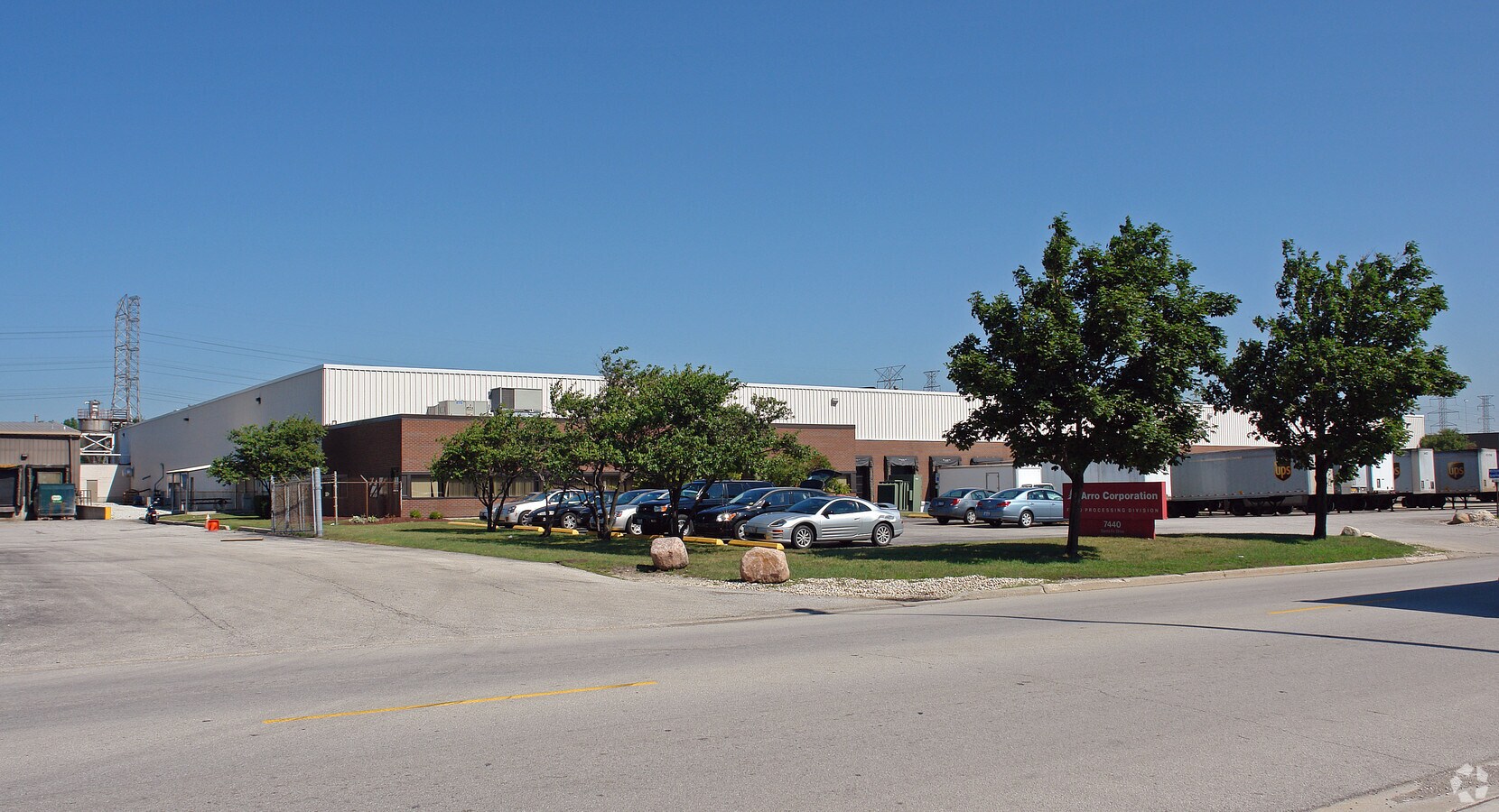 7440 Santa Fe Dr, Hodgkins, IL 60525 | LoopNet
