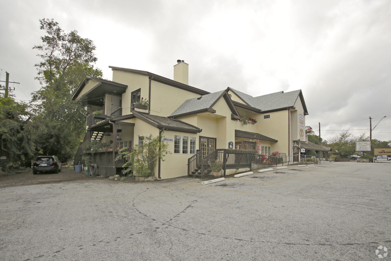 6655 James B Rivers Dr, Stone Mountain, GA 30083 | LoopNet