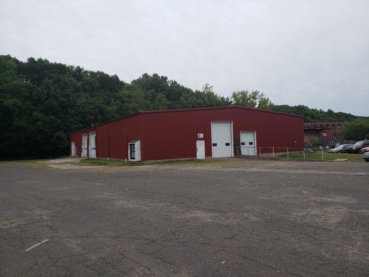 21 Skinner St, East Hampton, CT 06424 | LoopNet