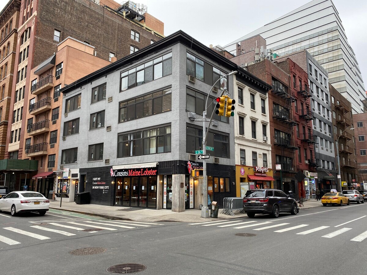 77 Lexington Ave, New York, NY 10010 | LoopNet