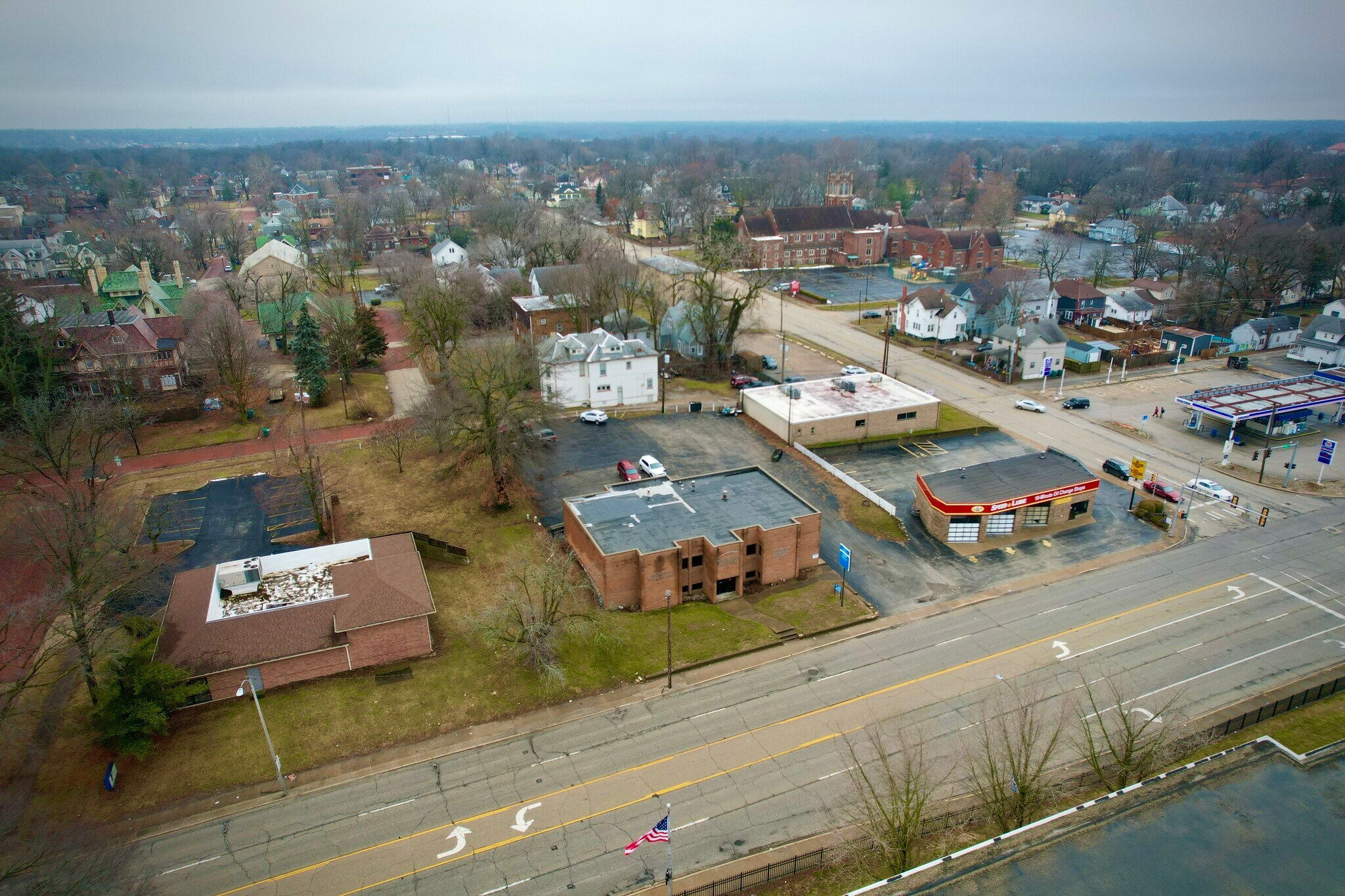 535 W Eldorado St, Decatur, IL 62522 - Park Plaza Building | LoopNet