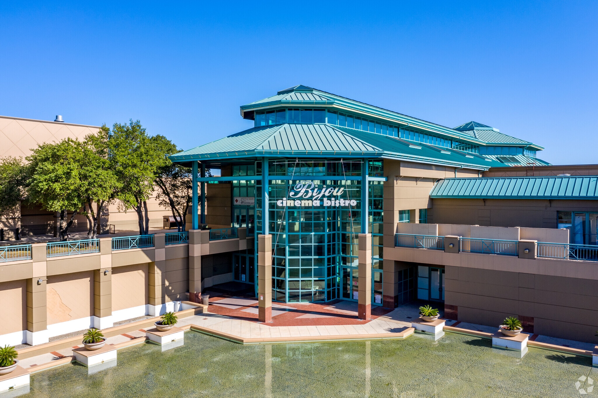 4522 Fredericksburg Rd, San Antonio, TX 78201 - Offices at the Mall ...
