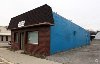 22001 Dequindre Rd, Hazel Park, MI 48030 - APN/Parcel ID: 25-36-277-033