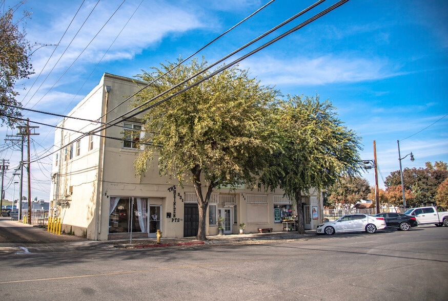 329 Heinlen St, Lemoore, CA 93245 | LoopNet