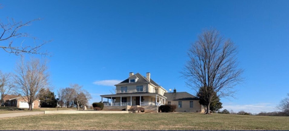 4059 Lowry Rd, Goode, VA 24556 | LoopNet