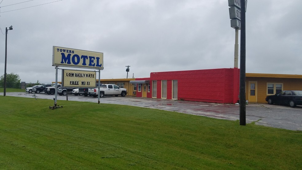 324 Kenyon Rd, Fort Dodge, IA 50501 - Countryside Inn | LoopNet