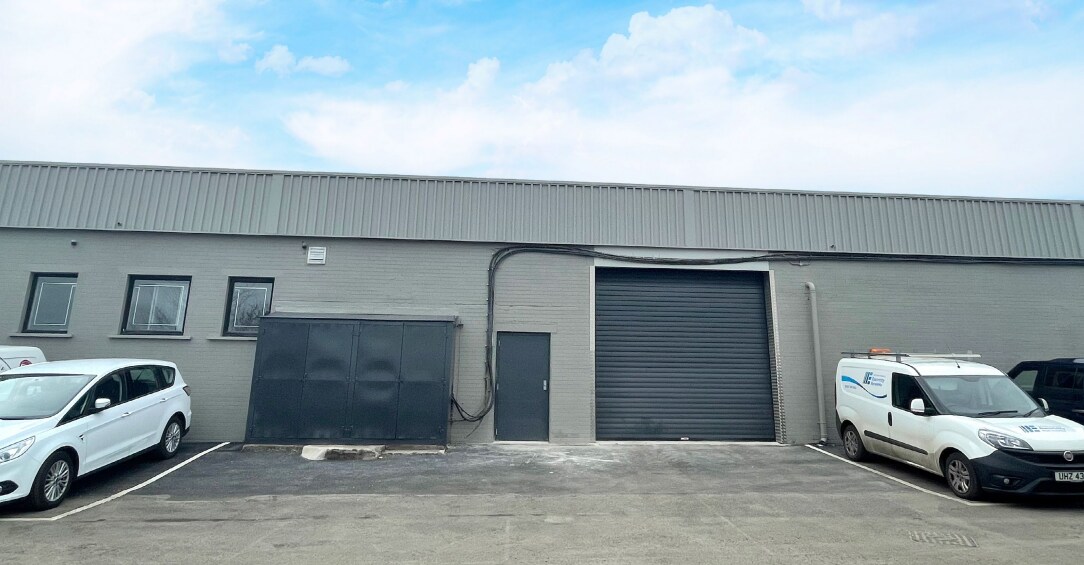 45 Mallusk Rd, Newtownabbey, CAT BT36 4PP | LoopNet